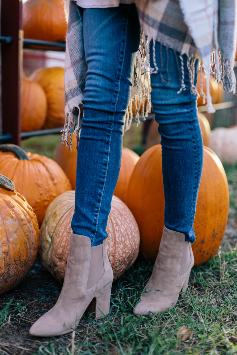 Cute Fall Outfit For Pumpkin Patch Outing | Alyson Haley