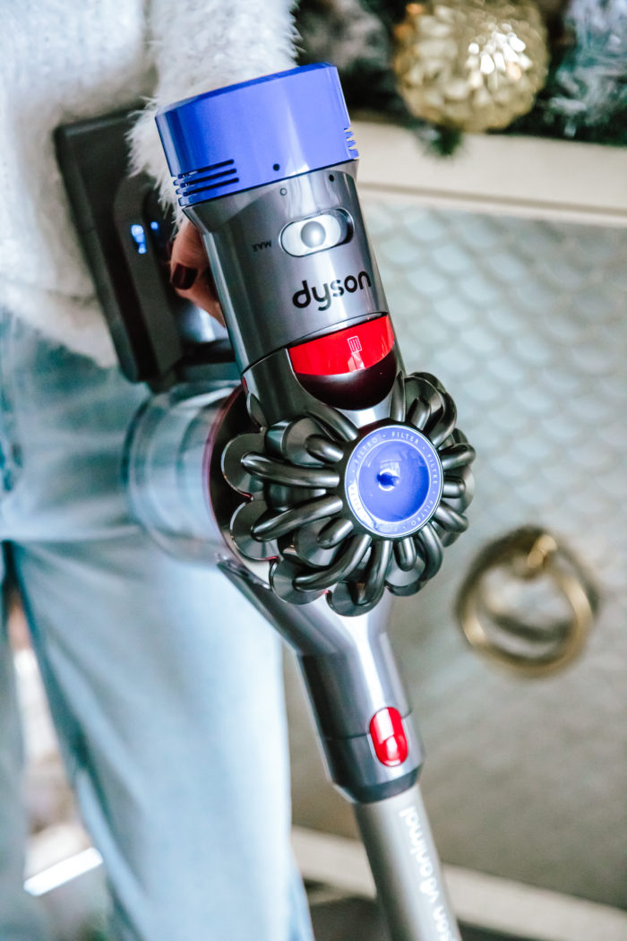 Getting My Home Holiday Ready Thanks To Dyson | Alyson Haley